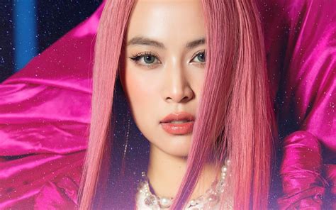 See tình gây sốt châu Á không phải vì Hoàng Thùy Linh