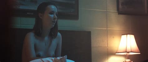 Watch Online Benedetta Rustici Bar N Out Duepuntoniente 2016 HD 1080p