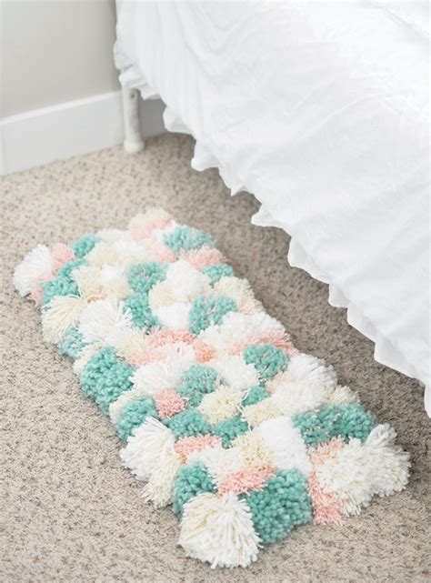 25 Fun And Easy DIY Pom Pom Crafts To Make