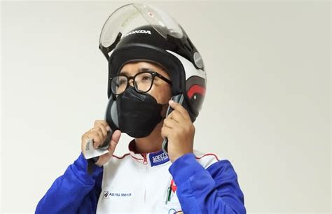 Tips Memilih Helm Yang Nyaman Untuk Pengendara Bali Ekbis