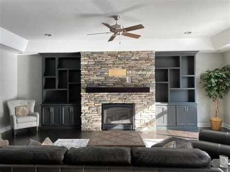 Sleek Modern Built Ins