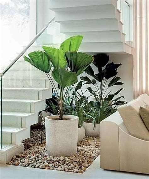 Under Stairs Pebble Garden Ideas R Marbles