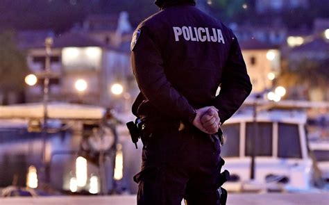 Slobodna Dalmacija U Hvaru napadnut Nijemac zadobio tešku ozljedu u