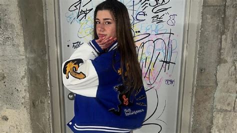 Mikayla Campinos Video Twitter Leaked Video Goes Viral On Reddit Bei