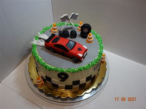 Tort Na Urodziny Lidia Piecze