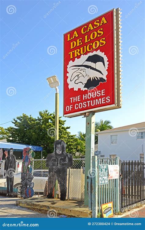 House Of Costumes La Casa De Los Trucos Best Costume Shop In Miami