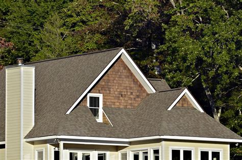 A Beginners Guide To Asphalt Shingles Cobalt Exteriors