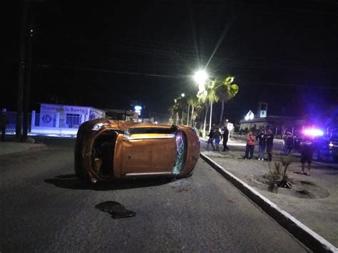 Accidente automovilístico deja dos mujeres lesionadas en La Paz