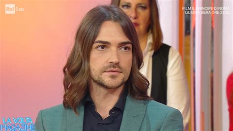 Valerio Scanu E La Frecciatina Ad Amici Eravamo Vergini Scappati Di