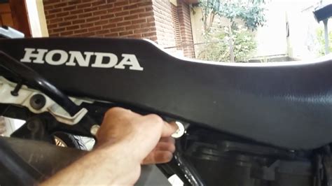 Honda XR 150L Cambio De Filtro De Aire YouTube