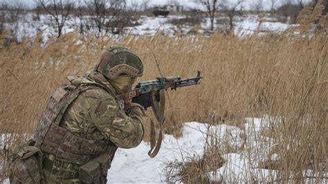Wojna Rosja Ukraina Węgry nie zgodzą się na tranzyt broni na Ukrainę