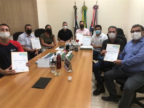 Município de Araras Secretaria de Esportes assina termo de parceria