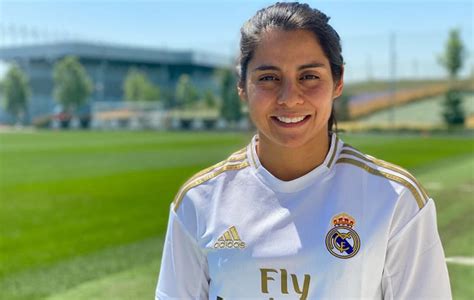 Primeras Palabras De Kenti Robles La Primera Jugadora Del Real Madrid