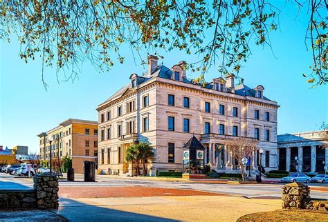 These Small Towns In Florida S Emerald Coast Have The Best Historic