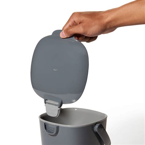 Bac à compost de cuisine gris 2 8 L Gris anthracite OXO