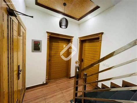 10 Marla Unique Double Storey House Is Available For Sale In Citi