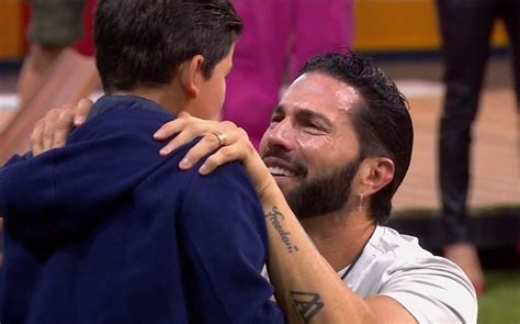Poncho De Nigris Llora Al Ver A Su Hijo En La Casa De Los Famosos