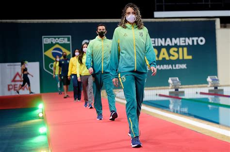 Brasil apresenta uniformes para Jogos Olímpicos de Tóquio 03 06 2021
