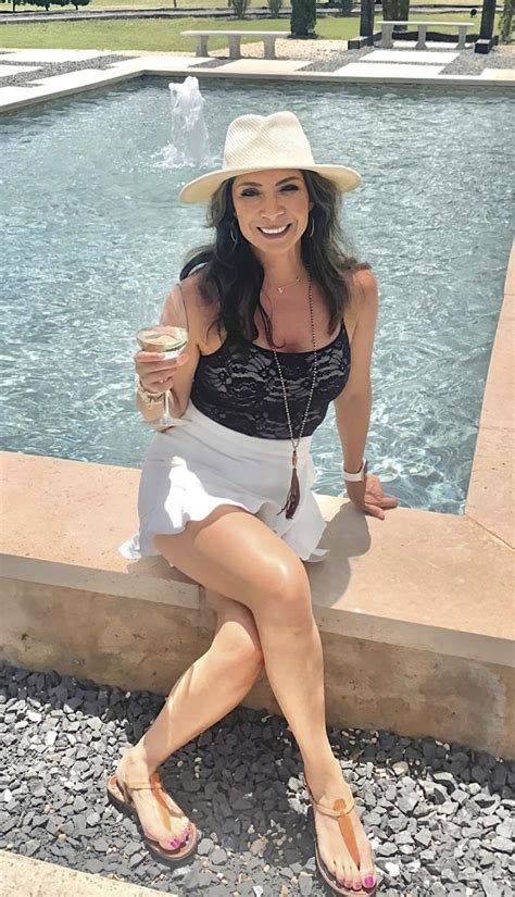Friends Mom R Thongsandals