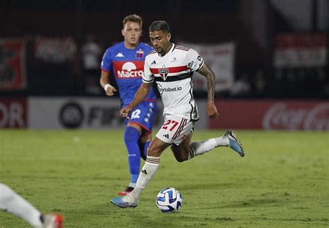 Perto da classificação na Sul Americana São Paulo recebe o Tigre veja
