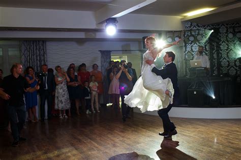 Pomysły na pierwszy taniec Pary Młodej na weselu DOUBLE WINGS