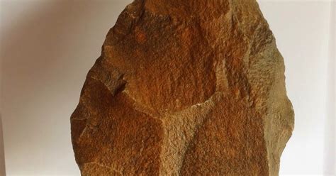 Paleoarte Bifaz Achelense
