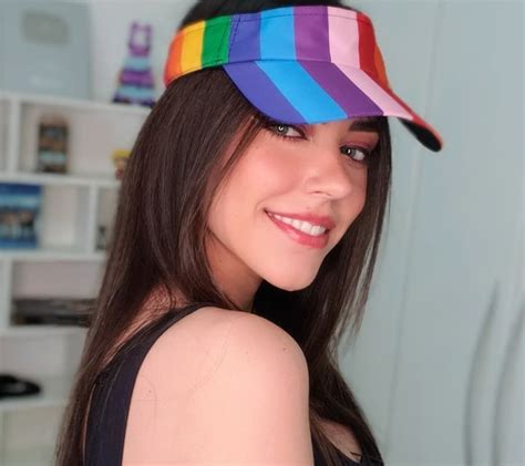 265 2 mil curtidas 9 157 comentários Milena Esquierdo loud miih