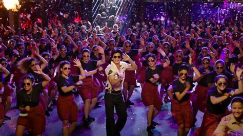 Zinda Banda Song From Jawan Shah Rukh Khan Dances His Heart Out In The
