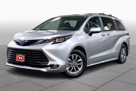 New Toyota Sienna Xle In Danvers Rs Ira Toyota Of Danvers