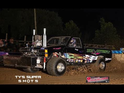 Truck Pulling 2022 Lucas Oil Modified 4x4 Trucks In Action At