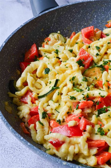 Gemüse Spätzle Pfanne schnell einfach SchnelleHerdplatte