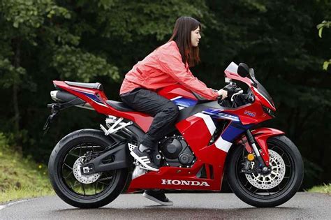 More Photos Of The New Honda CBR600RR Emerge Asphalt Rubber