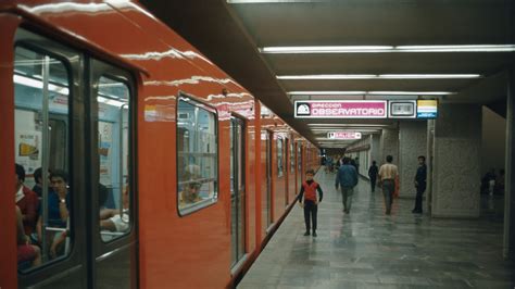 Metro de la CDMX el diseño de la iconografía Architectural Digest