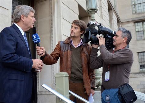 How To Interview Politicians Media Helping Media