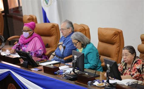 Nicaragua L Der Regional Y Mundial En La Participaci N De Mujeres En