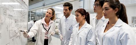 Descubra qual é a melhor faculdade de medicina do Brasil e garanta o