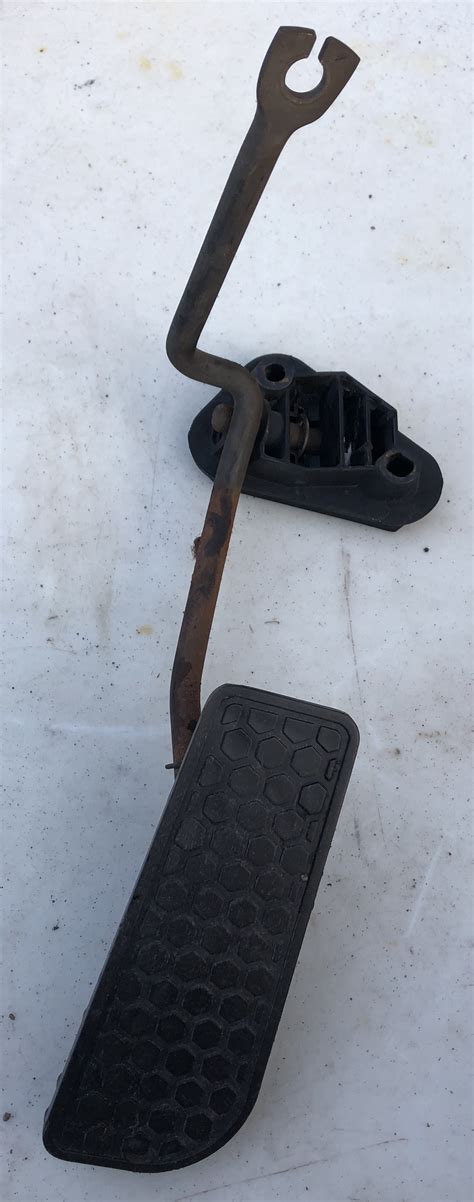 Camaro Firebird Gas Pedal Assembly Honeycomb Style Thirdgen Ranch
