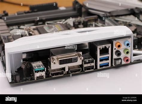 Puertos De Entrada Y Salida En El PC Tipos Usos Y Características