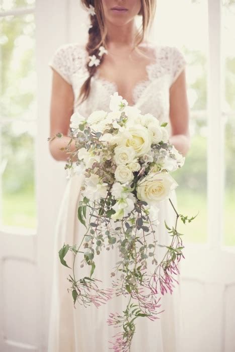 Bouquet de mariée champêtre pour un mariage à l esprit bucolique