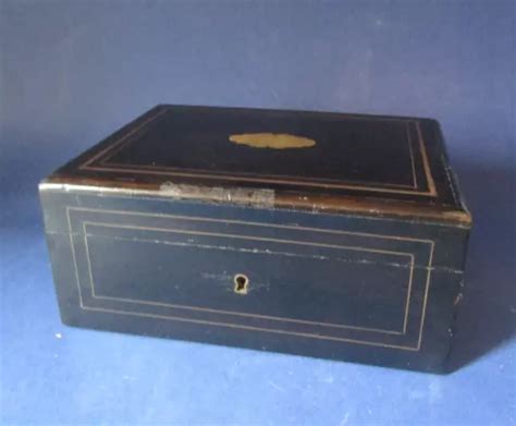 BOITE COFFRET NAPOLÉON III bois noir filets et cartouche laiton