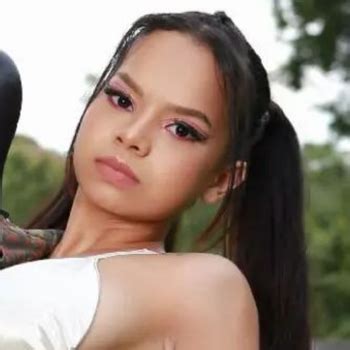 Cheyla Collins биография рост вес размер груди