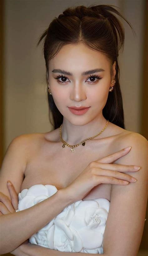 Hia Chị Ninh Dương Lan Ngọc Hà Nội Makeup Hair Trung Phan Stylist Long Hoàng Lê Ngọc
