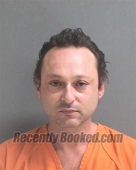 Recent Booking Mugshot For BRANDON W HARVEY In Volusia County Florida