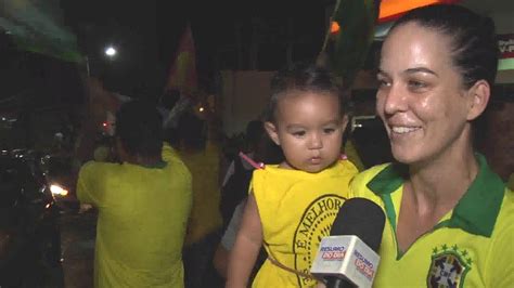 Após Resultado Final da Apuração a Galera Foi Comemorar a Vitória de