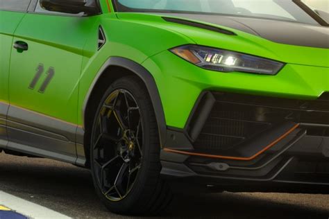 Lamborghini Urus Performante Essenza SCV12 Limited Edition Vezess