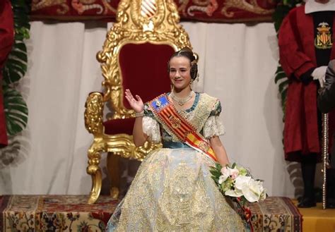 La Fallera Mayor infantil de Valencia vive su exaltación Federación