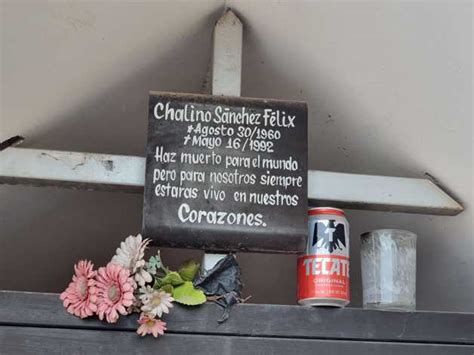 Conoce el cenotafio de Chalino Sánchez El rey del corrido Luz Noticias