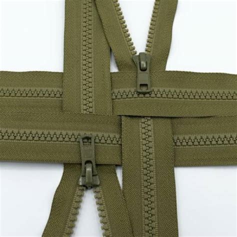 Zamek Kostkowy Rozdzielczy Kolor 011 Oliwka 45 Cm Textilhouse