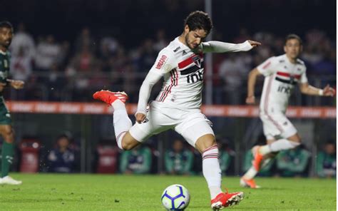 Pato e Toró desfalcam São Paulo contra Athletico Rádio Globo