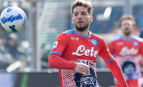 Mertens Il Gesto Straordinario Che Nessuno Ha Notato Ambrosino Non